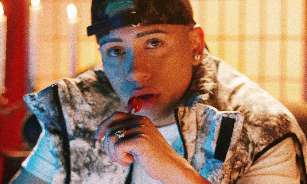 Tommy Boysen en medio de la cuarentena estrena “Hola”🎶