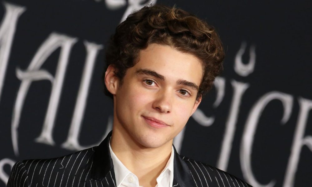 Joshua Basset habla de los comentarios sobre su orientación sexual😮