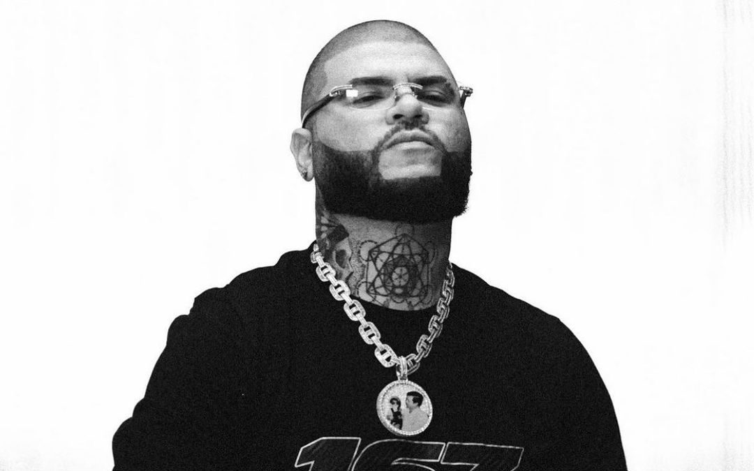 Farruko la rompe con el estreno del video clip 'PEPAS' 🥳💯