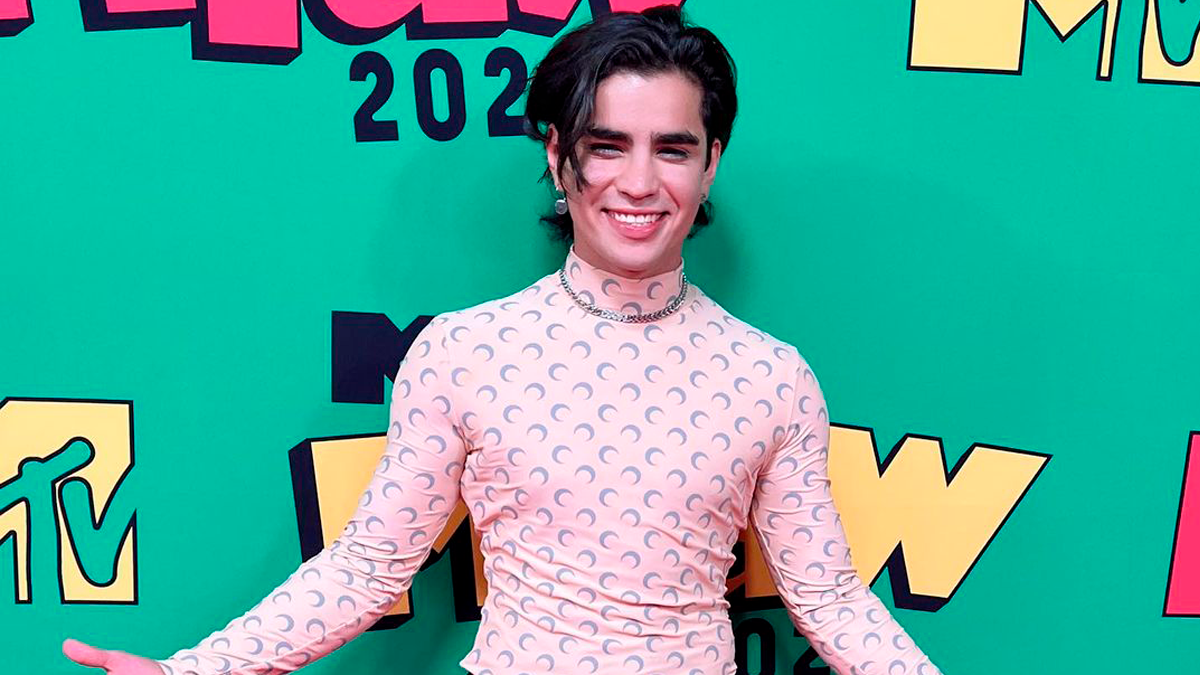 Aarón Mercury estrenó su primer single "BIEN"🔥